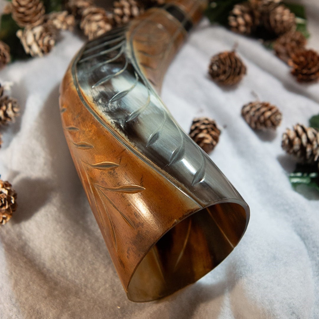 Black and Tan Engraved Drinking Horn Real Ox Horn - Etsy