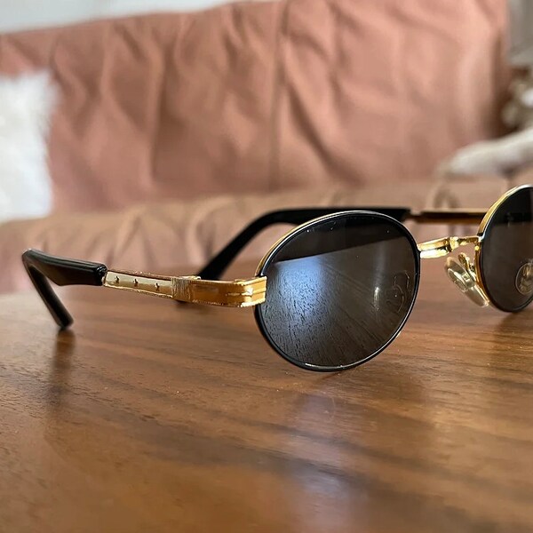 Louis Dionne - Etsy Canada