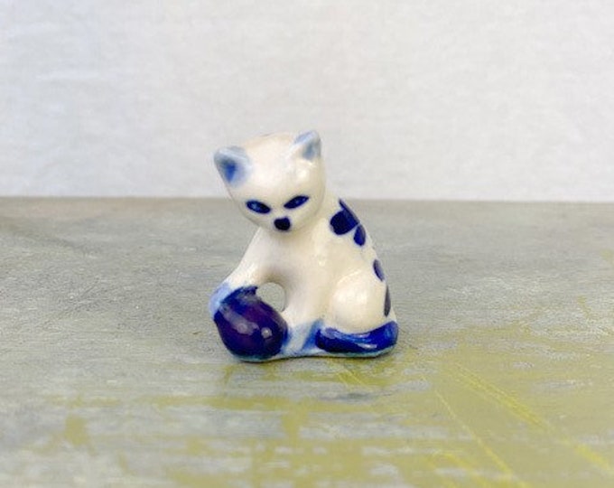 Miniature Delft Blue Evil Kitten, Cat Figurine Porcelain White & Blue ...