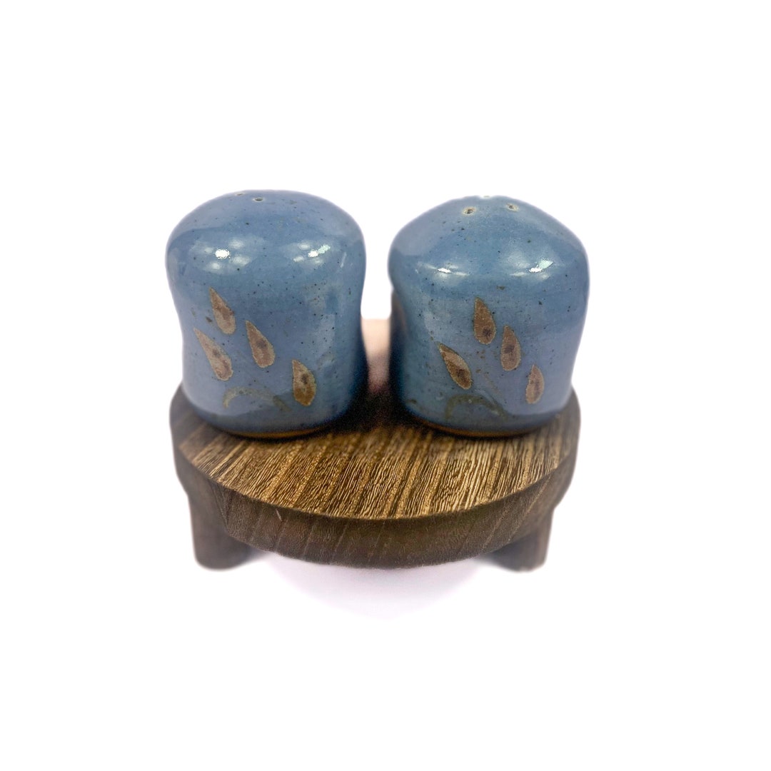 Vintage B.E.P Pottery Salt and Pepper Shakers Habd Painted Wheat Detail ...