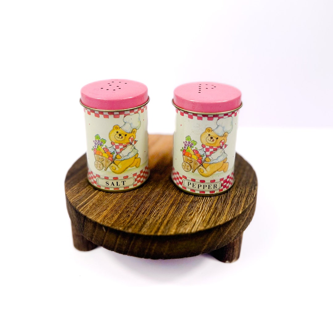 Vintage 80s Teddy Bear Chef Tin Salt and Pepper Shakers. Pink and White ...