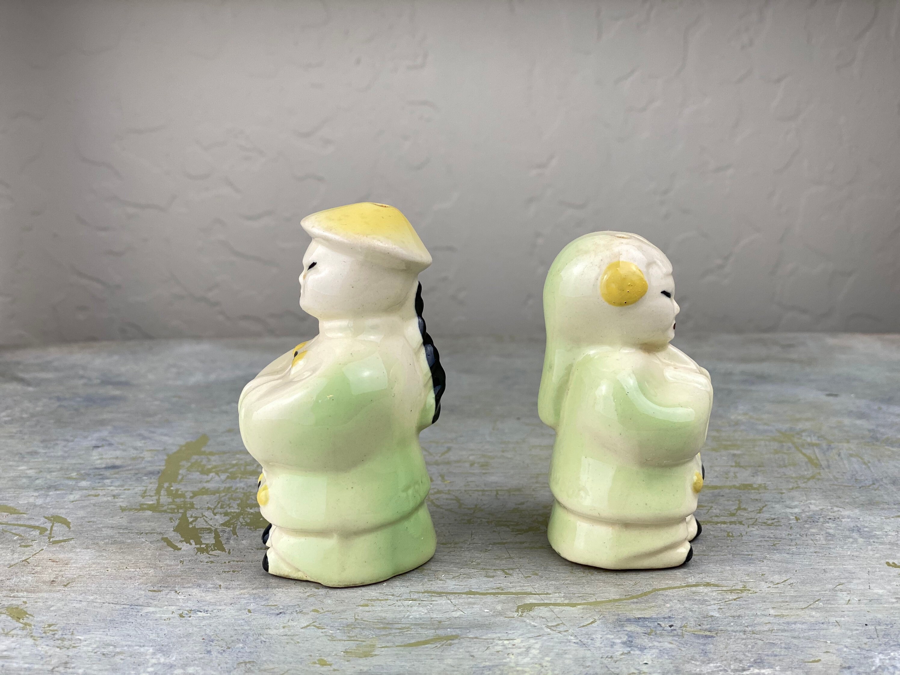 Retro Ceramic Asian Couple Boy Girl Salt & Pepper Shaker Set Vintage ...