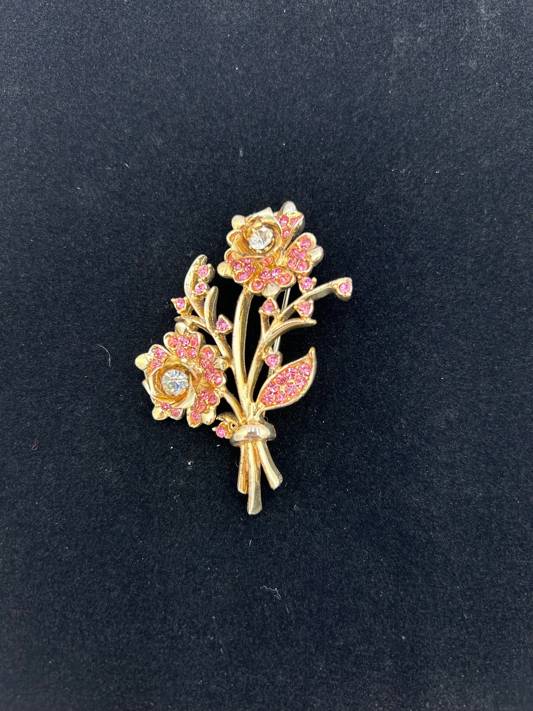 Vintage Soft Pink and Clear Crystals Spring Goldtone Floral Flower ...