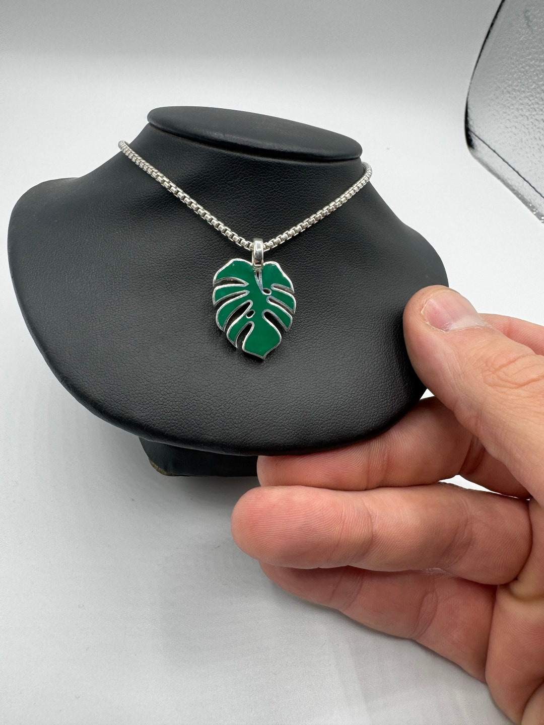 Monstera Leaf Pendant - Etsy