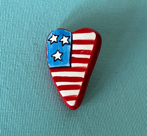 Vintage American flag heart brooch, USA flag brooch, … - Gem