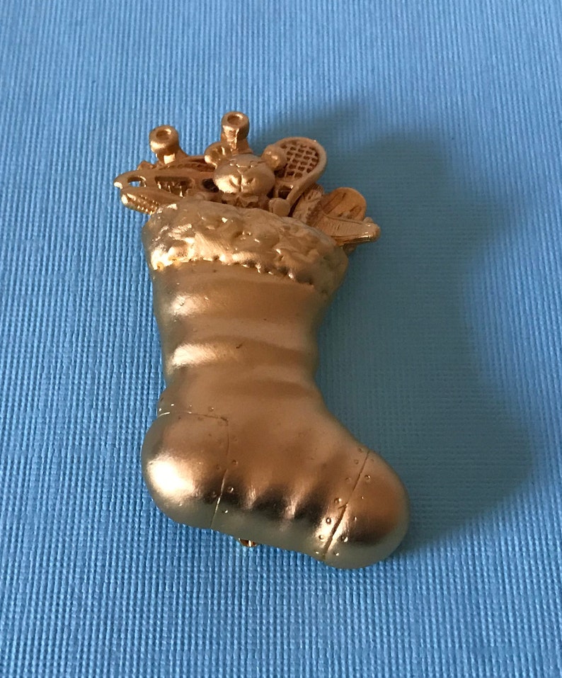 Vintage Stocking Brooch Gold Stocking Pin Christmas Brooch - Etsy