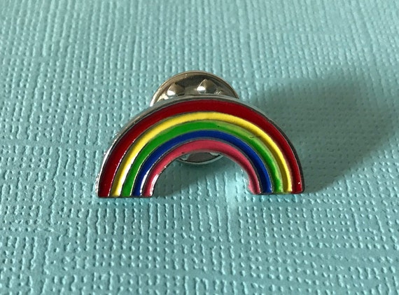 Vintage rainbow lapel pin, pride pin, rainbow brooch,… - Gem