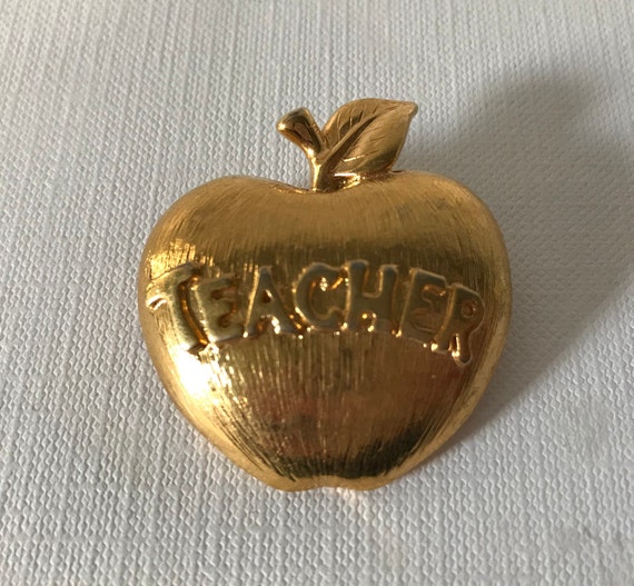 Vintage signed Napier apple pin, Vintage signed Napie… - Gem