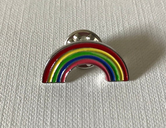 Vintage rainbow lapel pin, pride pin, rainbow brooch,… - Gem