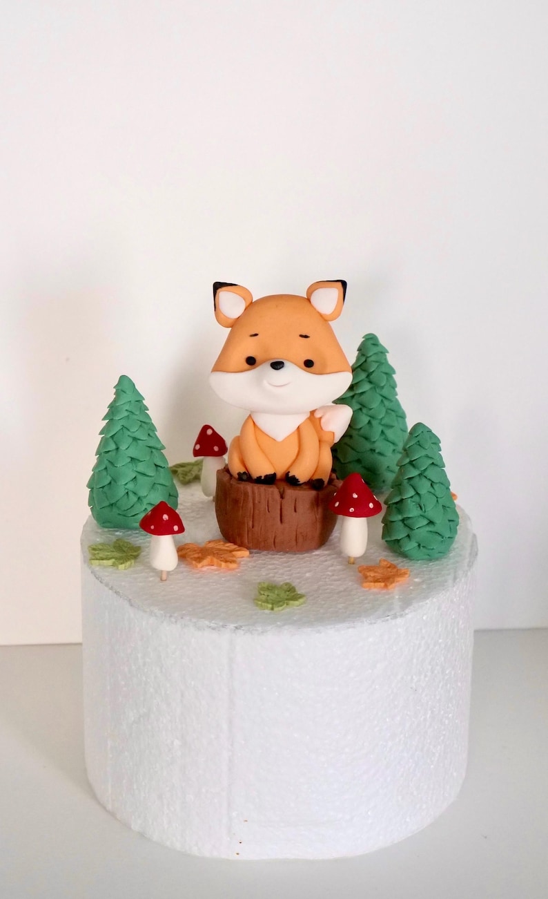 Woodland Animals Cake Toppers, Made of Fondant: Bear, Moose, Fox, Elk ...
