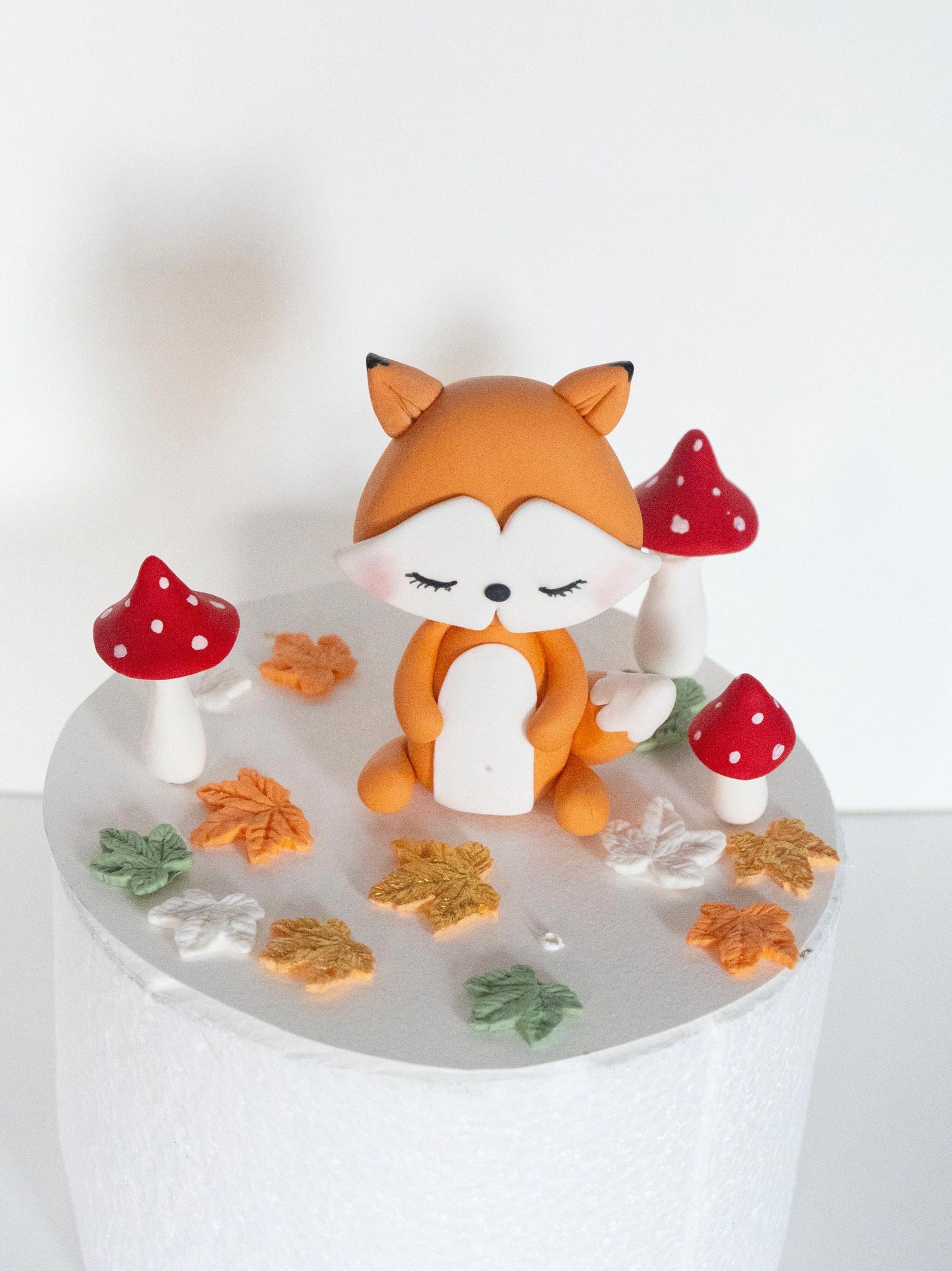 Fox Cake Topper, Fondant Sleeping Fox, With Toadstool Mushrooms, Fall ...