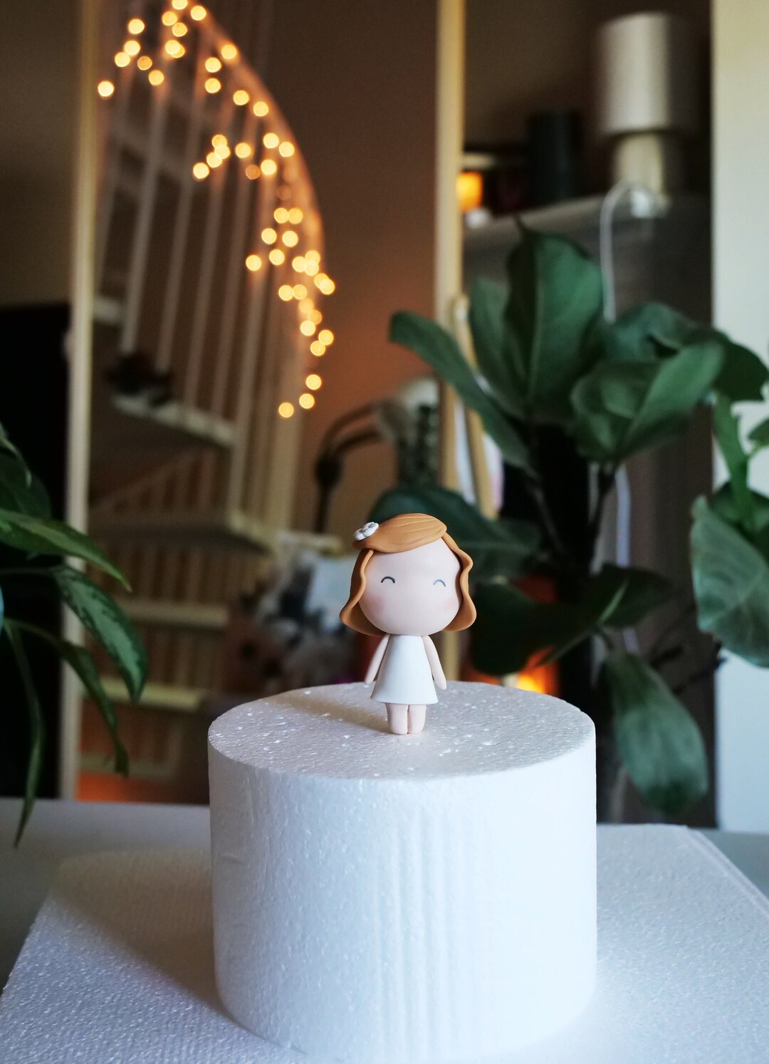Fondant Girl Cake Topper, Minimalist Style Cake, Girl Birthday Party ...