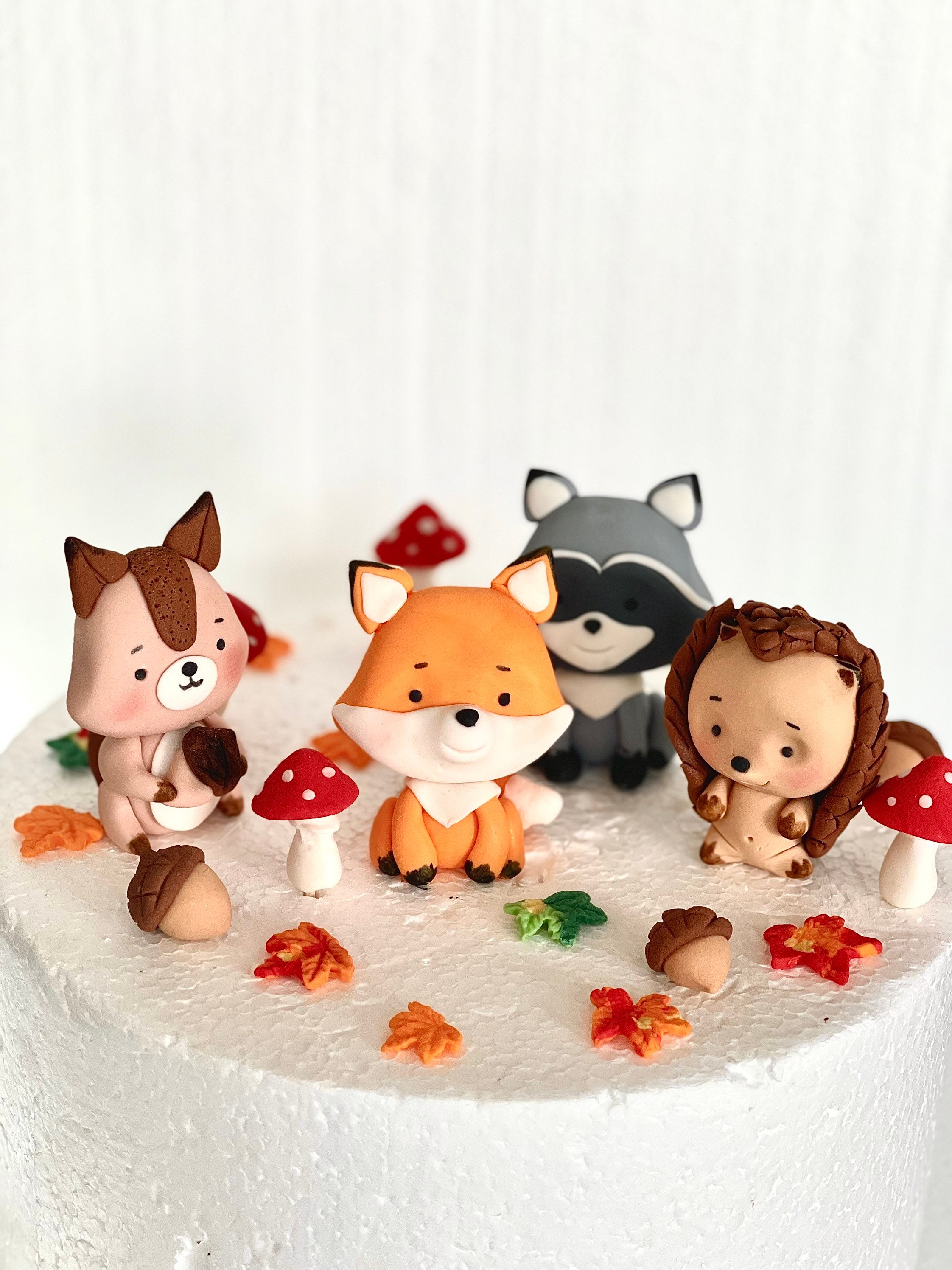 Woodland Animal Cake Topper, Fondant Raccoon Fox 3D Figurine Squirrel ...