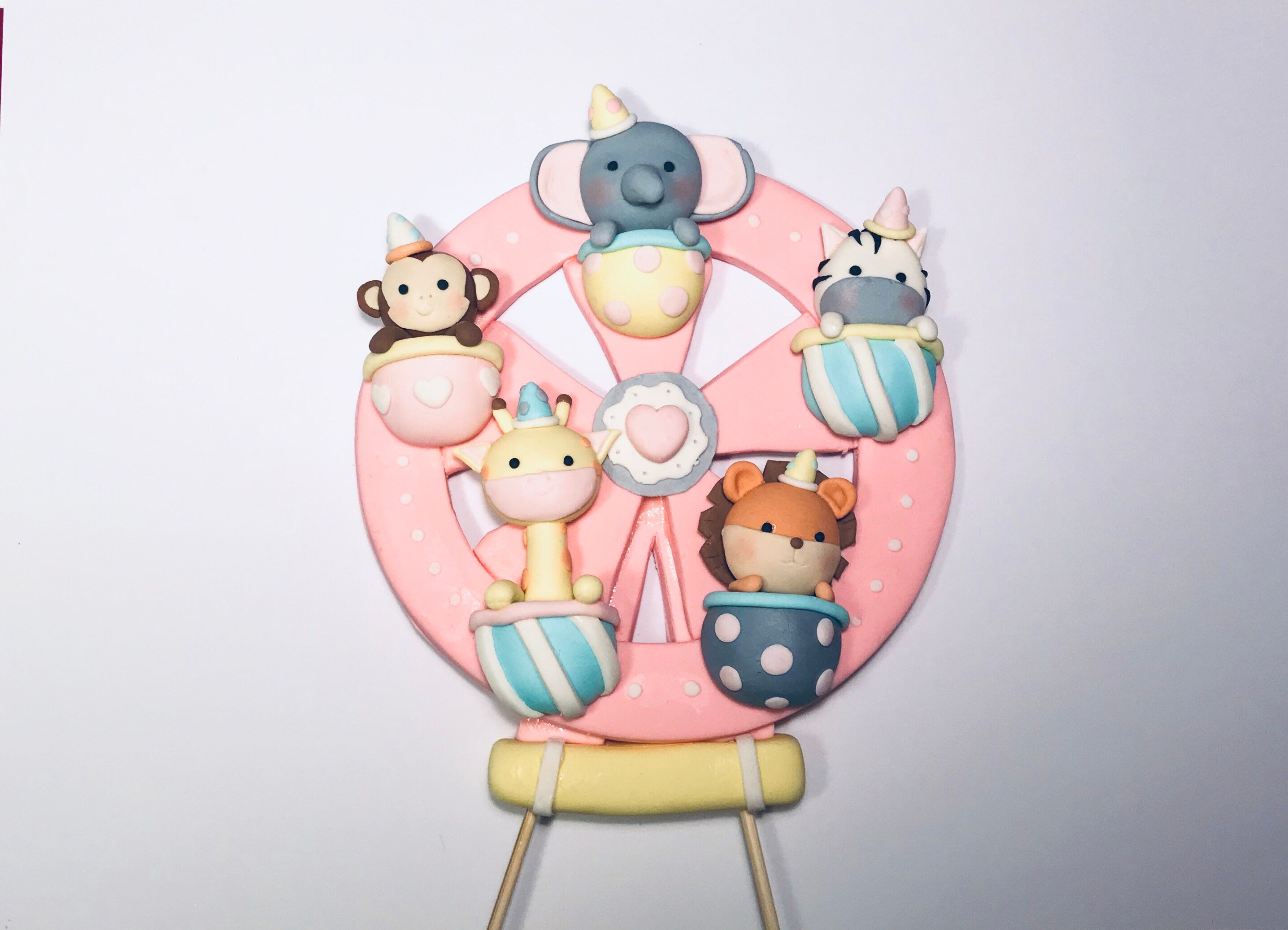 Jungle animals Ferris wheel fondant cake topper figurine | Etsy