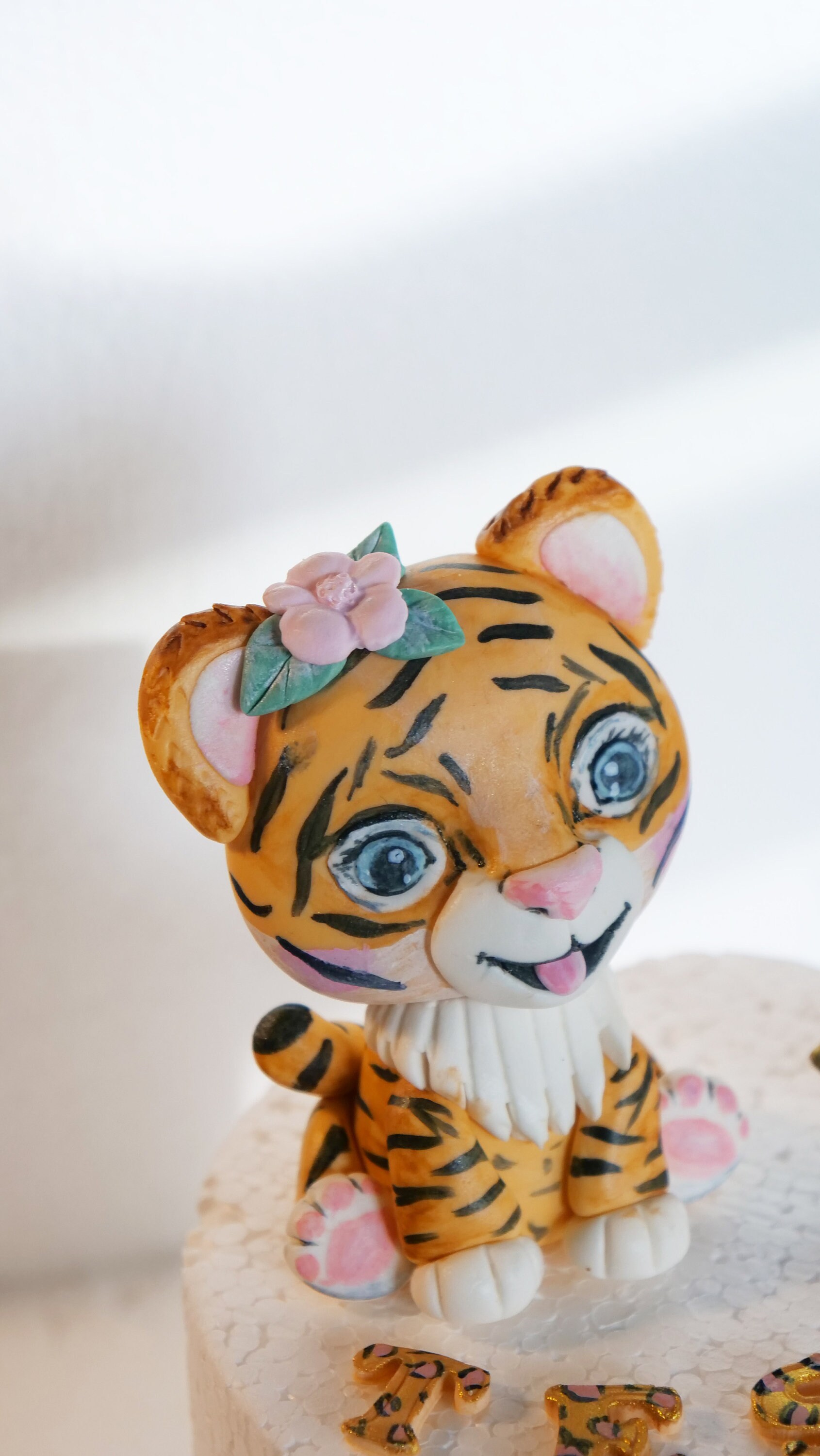Tiger Centerpiece Jungle Animals With Birthday Lioness Cake Toppers ...