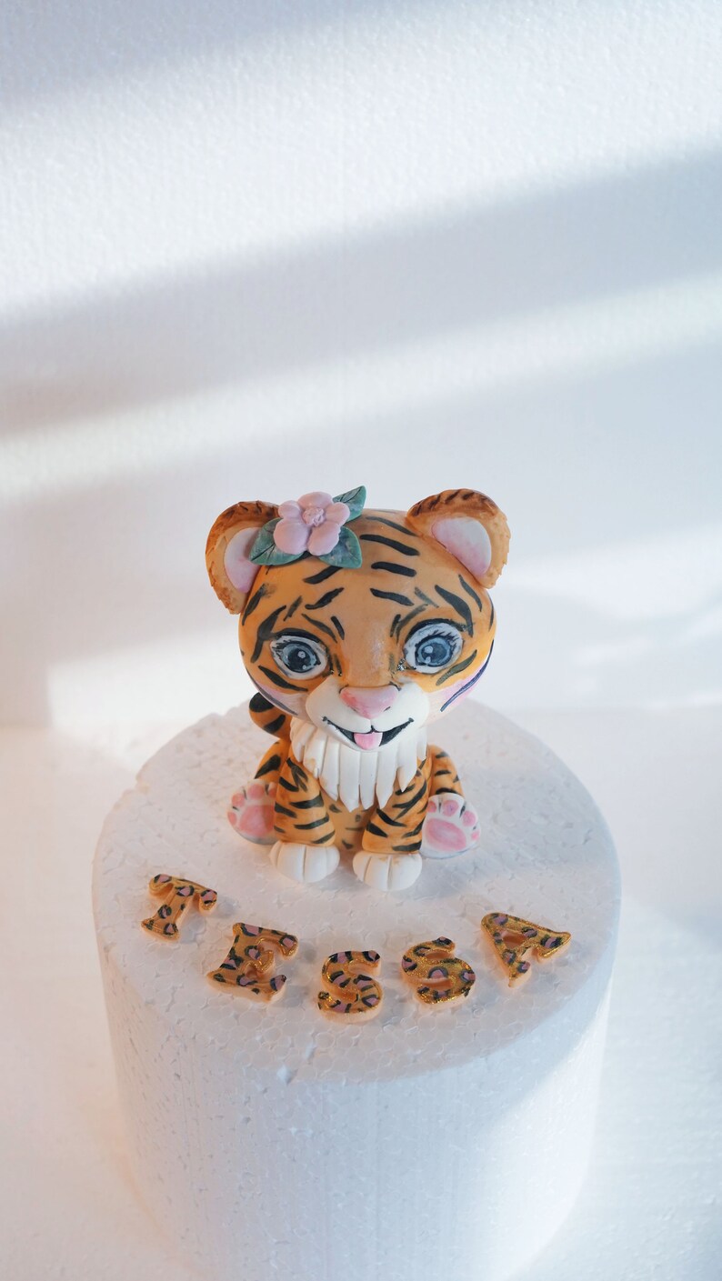 Tiger Centerpiece Jungle Animals With Birthday Lioness Cake Toppers ...