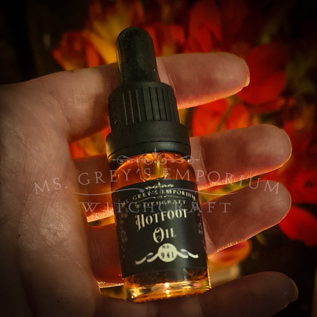 Hotfoot Oil Ritual Oil Conjure Oil Anointing Oil Witchcraft Wicca ...