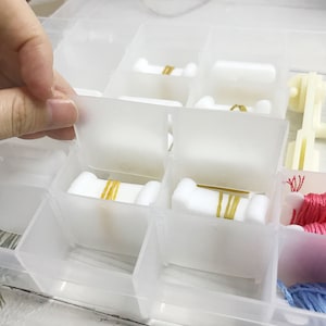 Thickened Embroidery Floss Organizer Box, 36 Adjustable Grids,100 ...