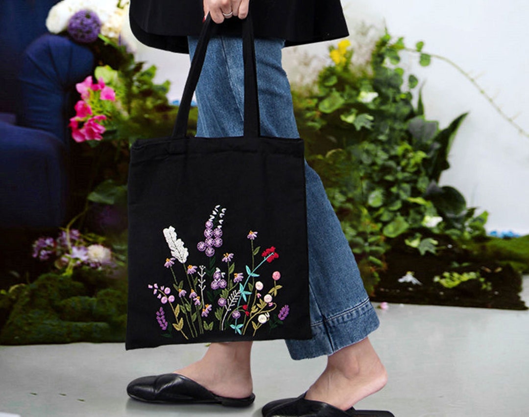 Flowers Embroidery Canvas Bag Kit for Beginners, Floral Tote Bag ...