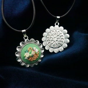 Round Vintage Pendant Blank Base/flower Embroidery Necklace Base ...