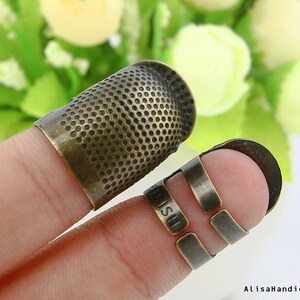 Retro Handworking Sewing Thimble Finger Protector Needlework Metal ...