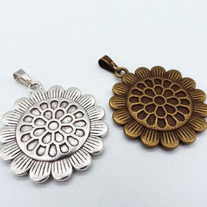 Round Vintage Pendant Blank Base/flower Embroidery Necklace Base ...