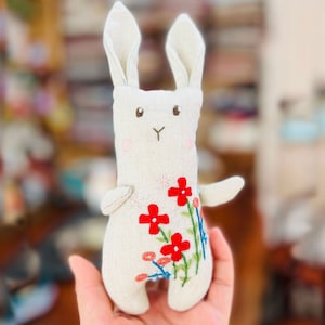 Hand Floral Embroidery Kit for Beginner, Rabbit Sewing Kit, Bunny Toy ...