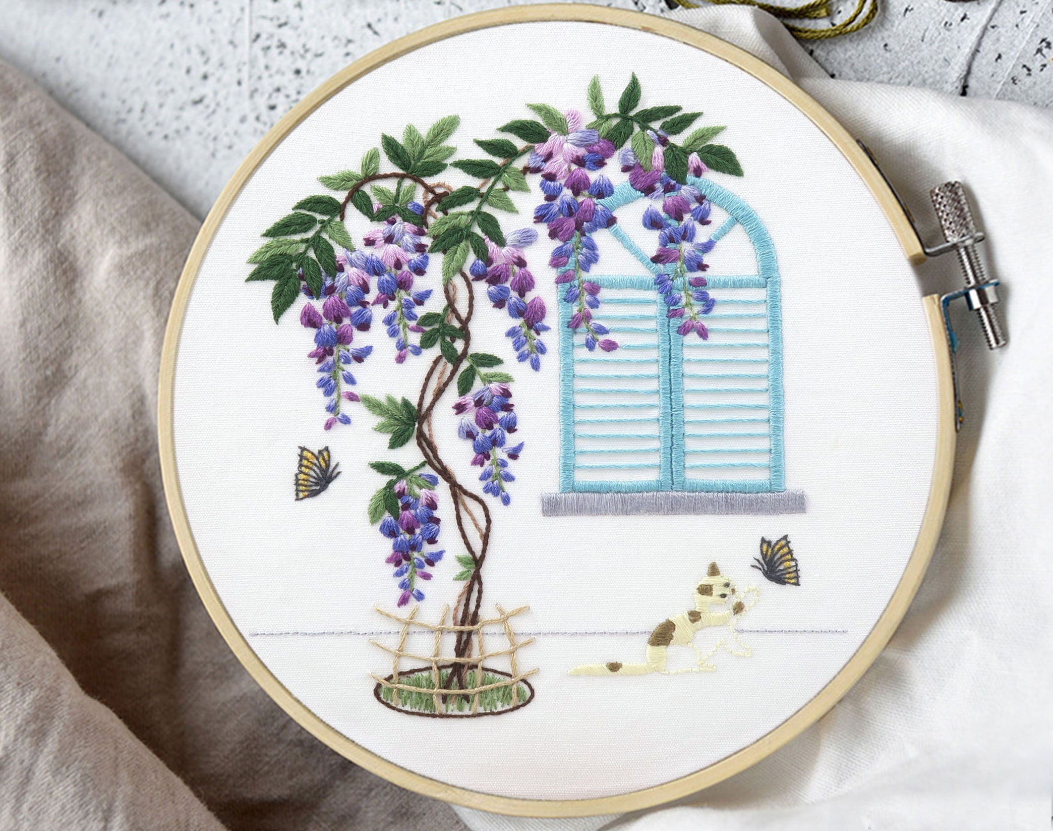 Purple Flowers Embroidery Kit for Beginners, Learn to Hand Embroidery ...
