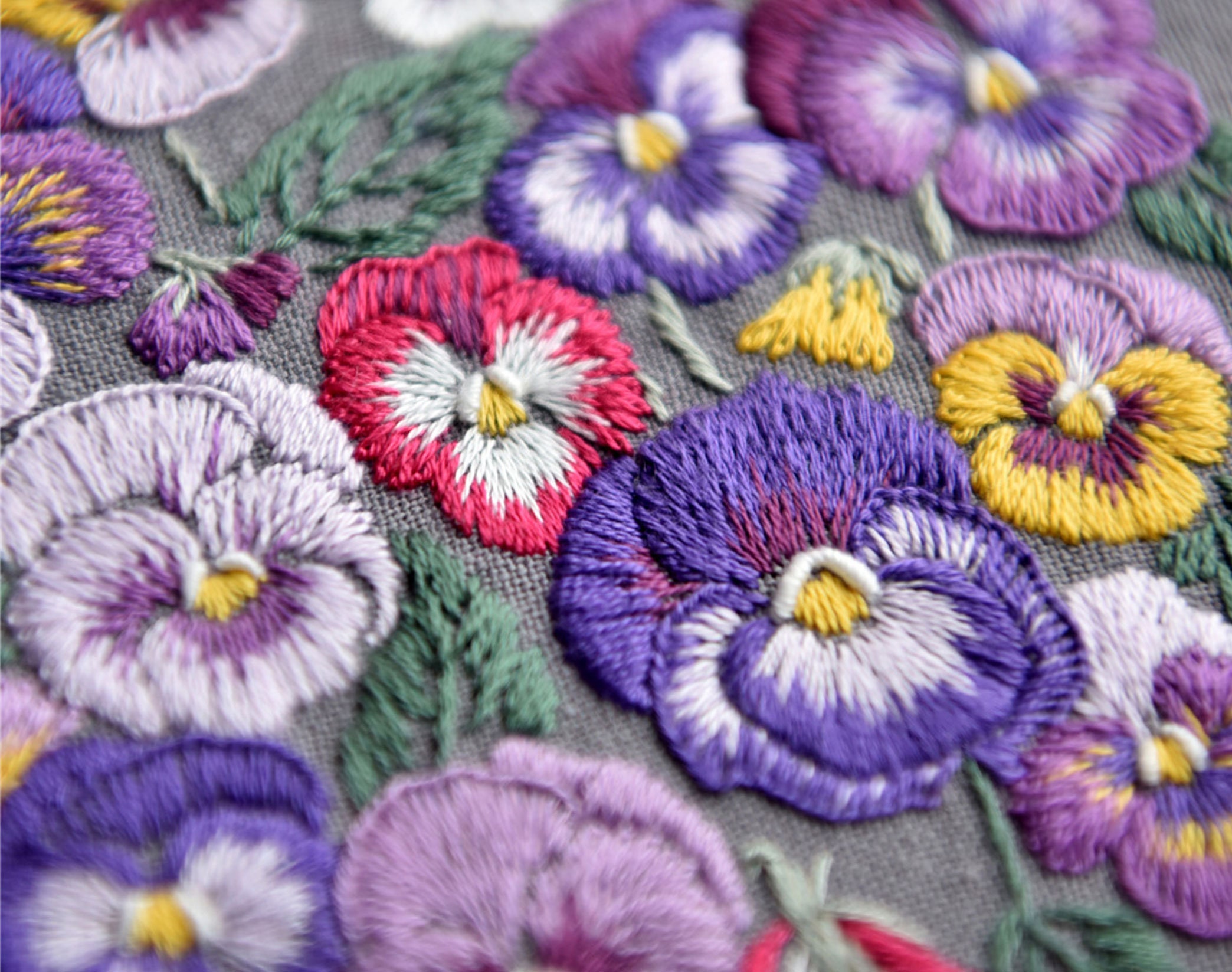 Embroidery Pansy Full Kit for Beginner, Ins Flower Hand Embroidery Hoop ...