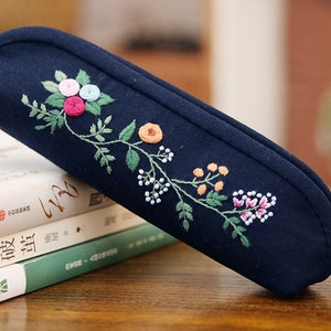 Beginner Hand Embroidery Pencil Case With Embroidery Flower Kit, Sew ...