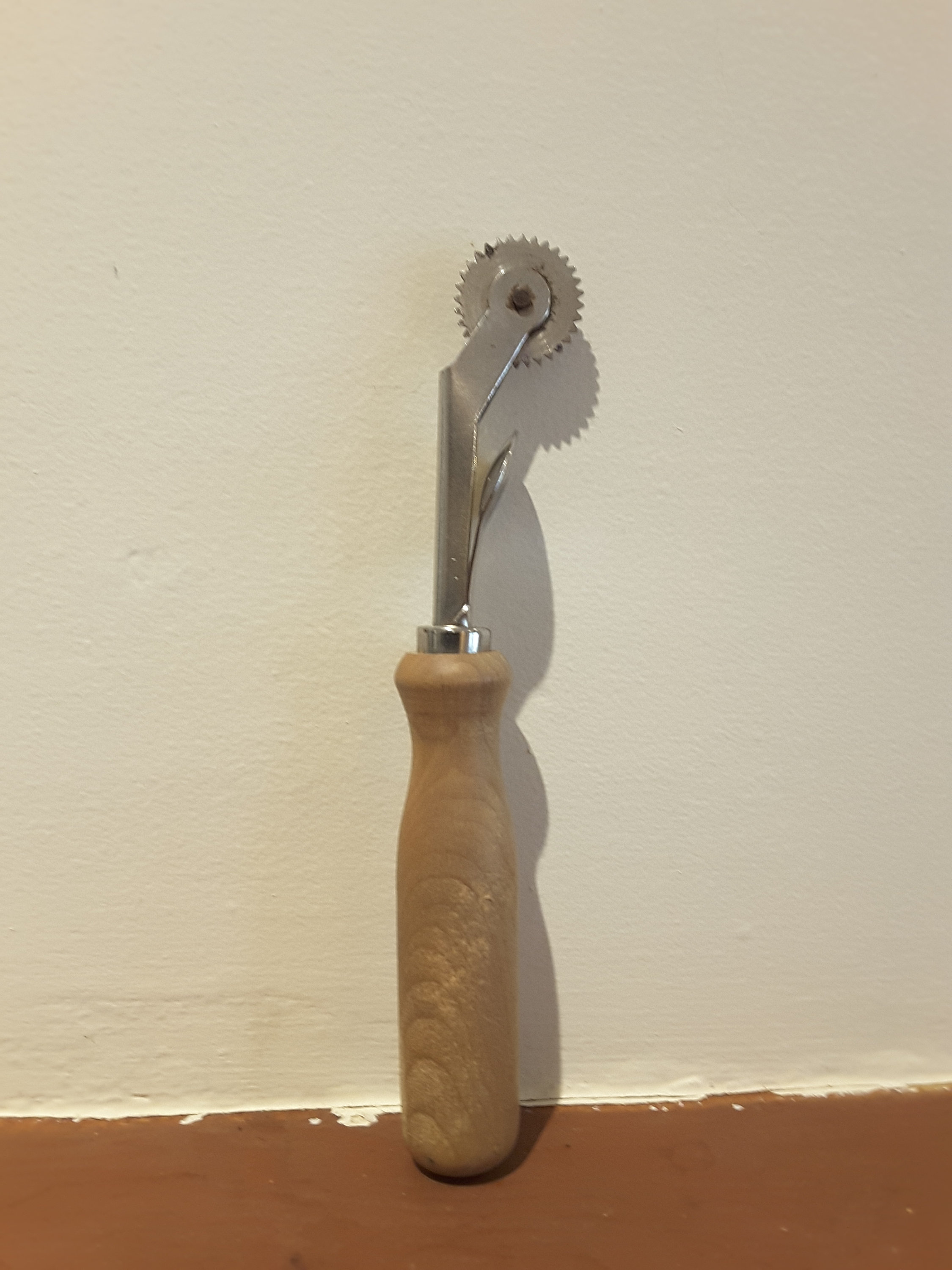 Vintage Tracing Wheel Wooden Handle - Etsy