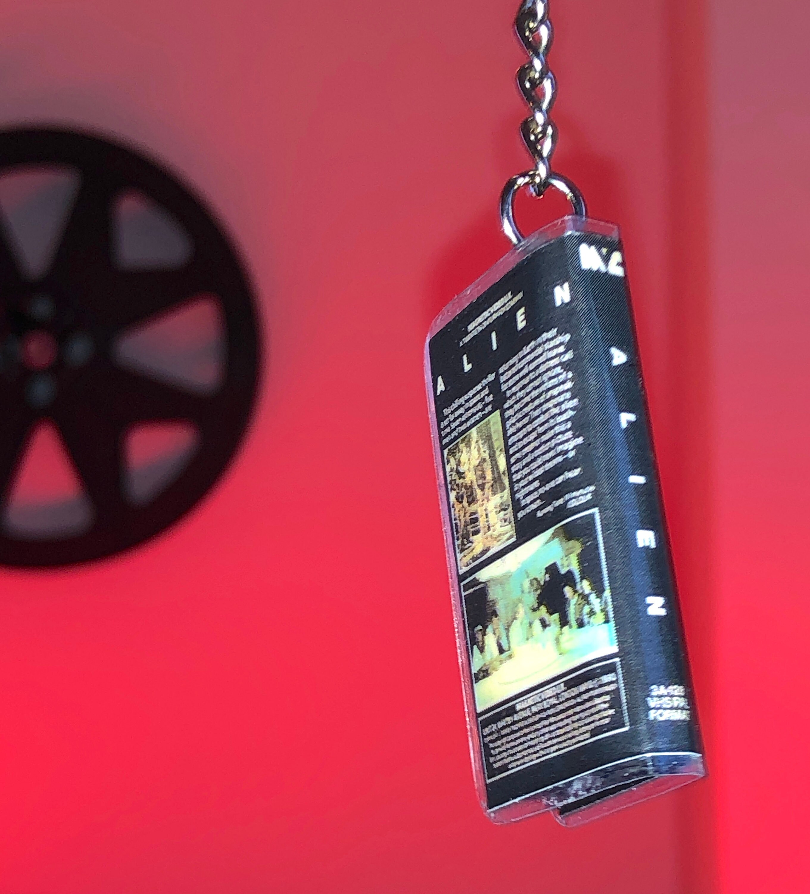 ALIEN VHS Mini Keychain - Etsy