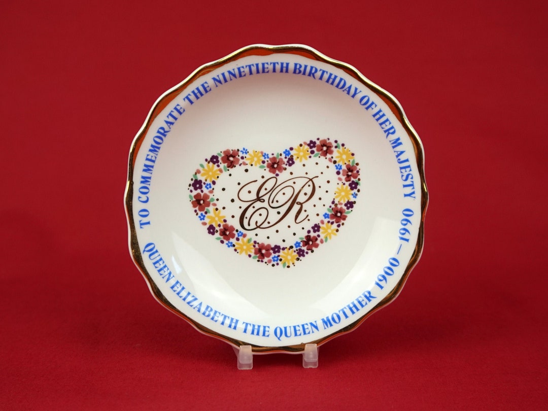 Queen Mother Plate - 90th Birthday - Fine Bone China - Royal Duchy ...