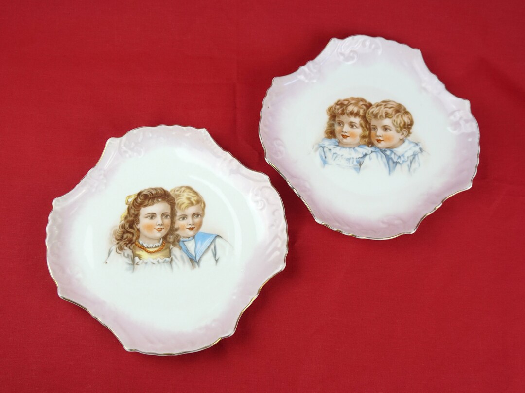 Victorian Portrait Plates: Pair of Porcelain Display Plates With Gilt ...