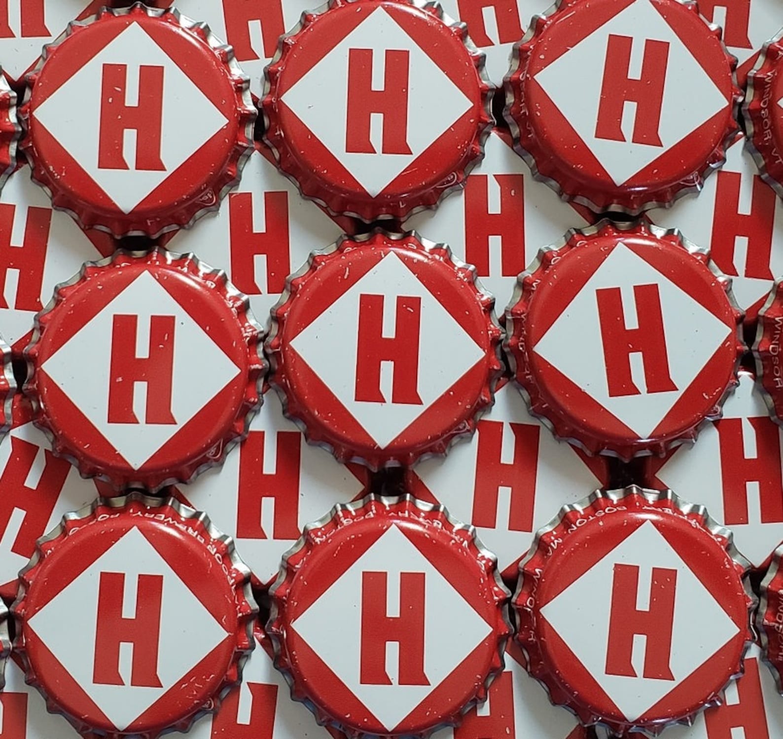 100 Red Beer Bottle Caps Harpoon - Etsy Sweden