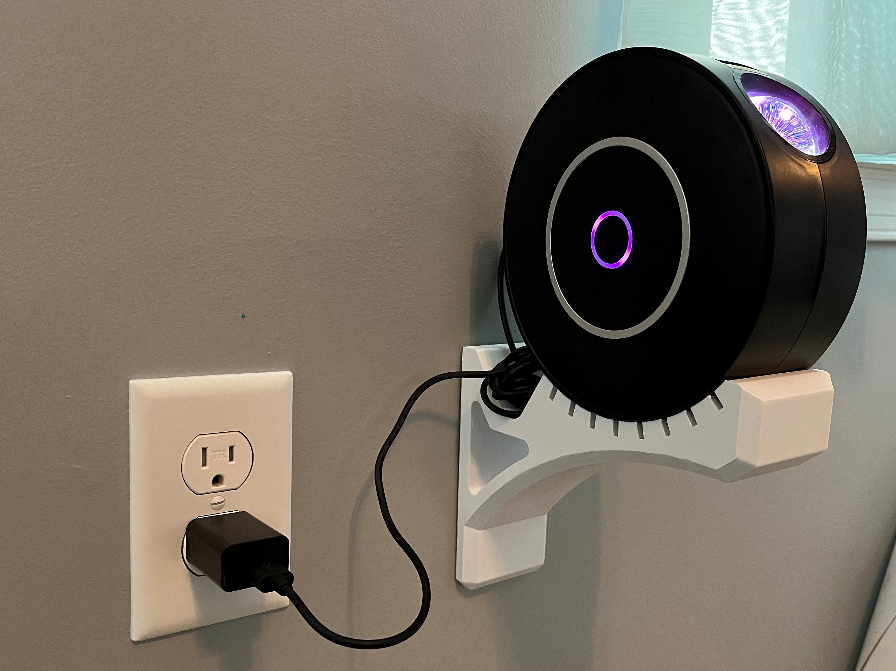 Ceiling Projector Mount for sale | Only 2 left at -75%