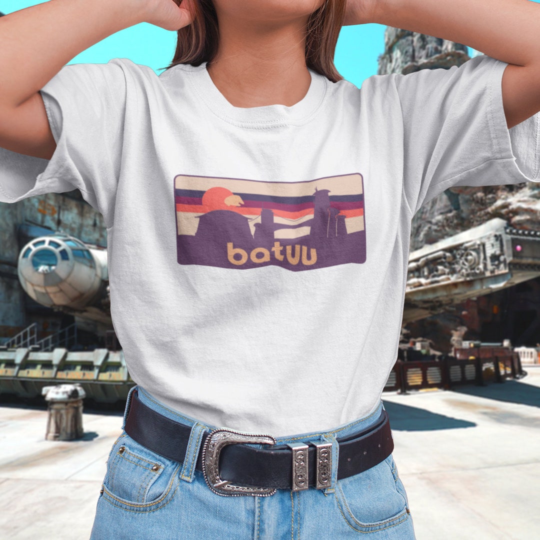 Batuu Skyline Retro Style T-shirt - Etsy