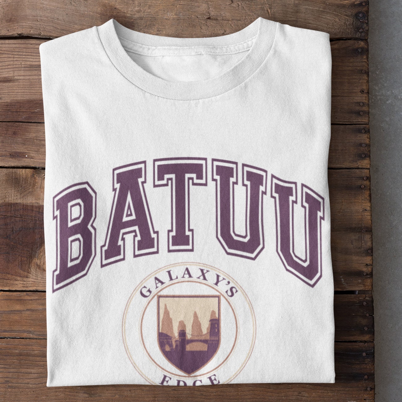 Batuu College Style T-shirt - Etsy