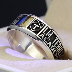 Class Ring - Etsy
