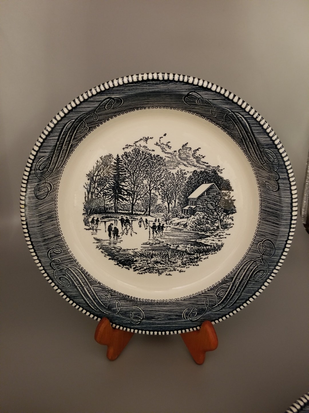 Vintage Royal China Currier & Ives Pie Plates - Etsy