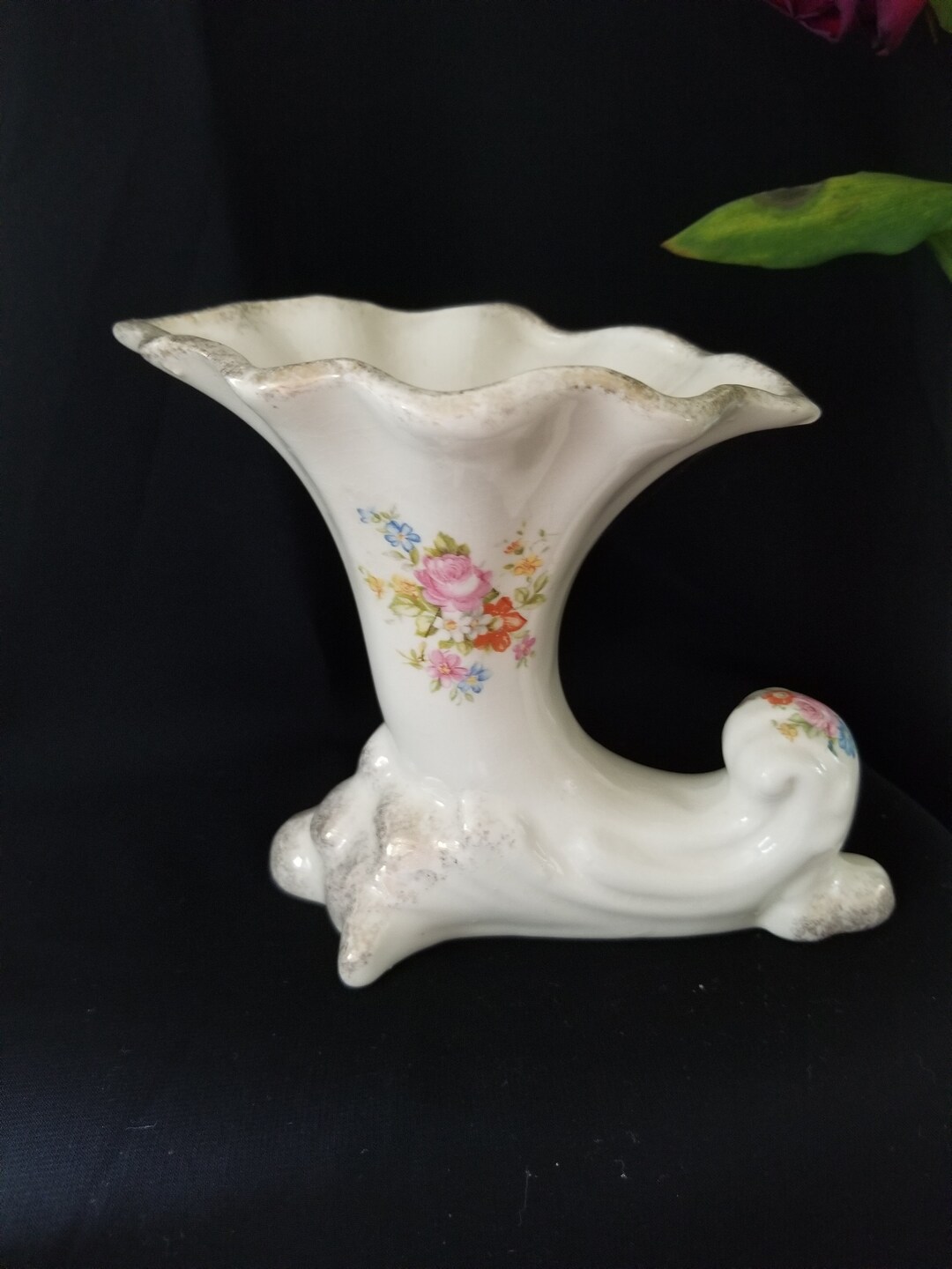 Vintage Shell and Wave Decorated Pottery Vase - Etsy