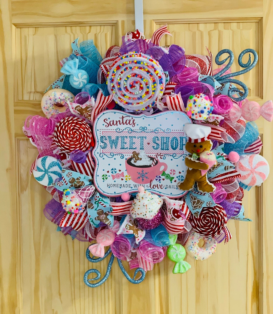 Christmas Candy Wreath, Santa's Sweet Shop Front Door Decor - Etsy