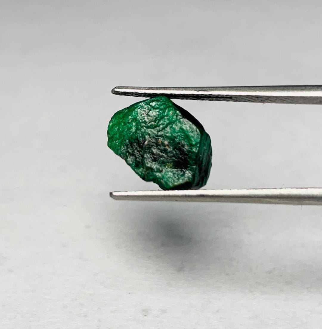 Natural Raw Emerald Stone - Genuine Emerald Crystal Rough Stone ...