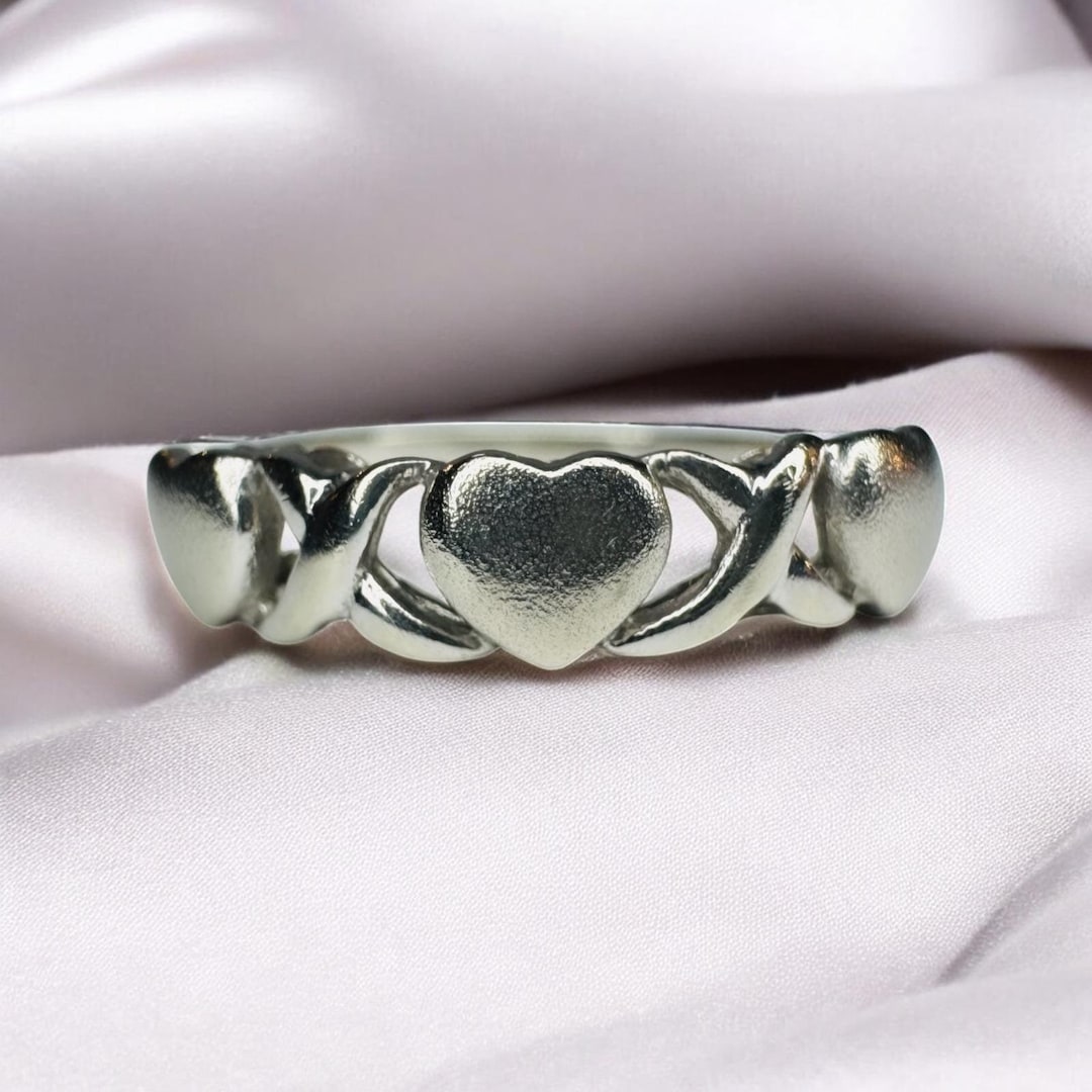 Vintage -10K Gold- XO Heart Ring -sz 6- Hugs Kisses Ring- Promise Ring ...