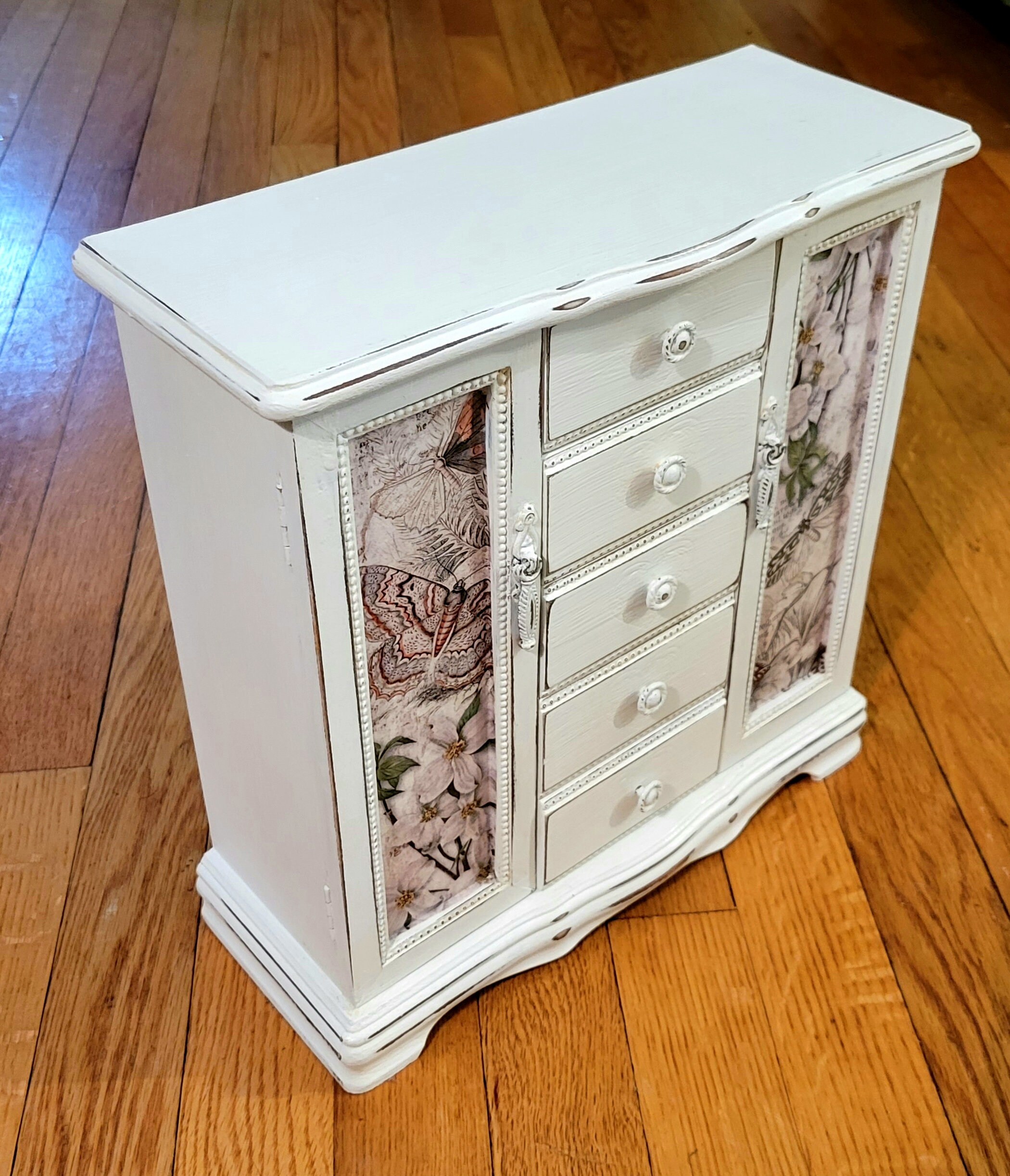 On Nature's Wings, Jewelry Box - Etsy
