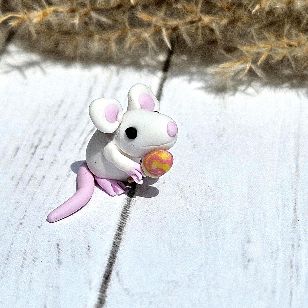 Miniature Polymer Clay Mouse, Tiny Animal, Mice Ornament With Ice Lolly ...