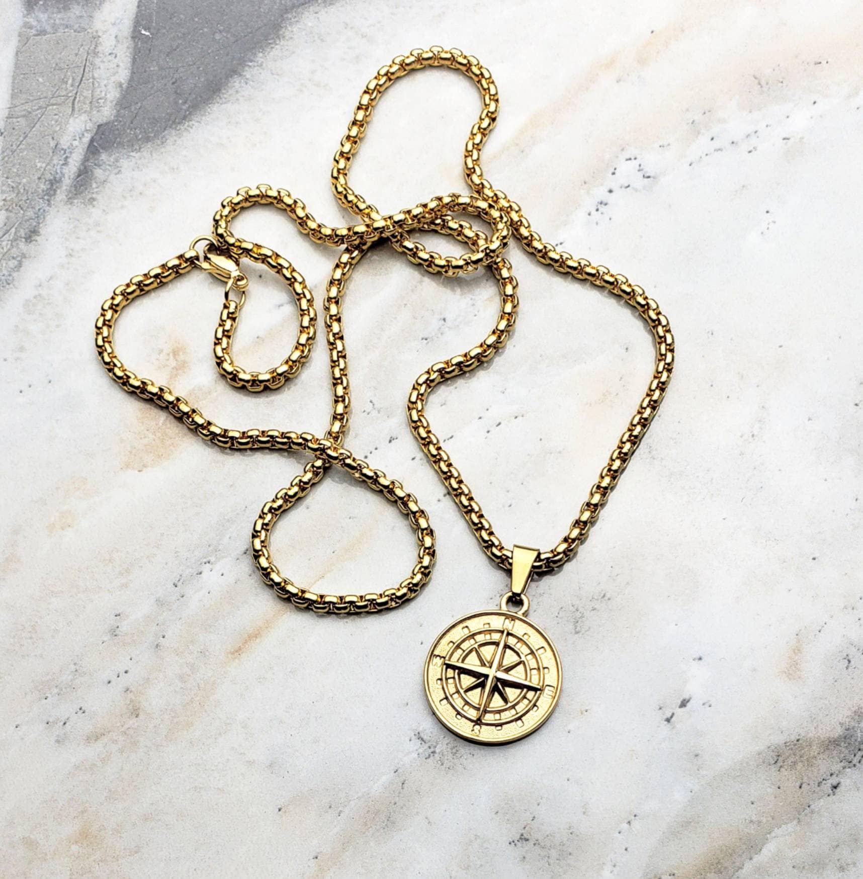 Men's gold COMPASS Medallion Necklace - Etsy