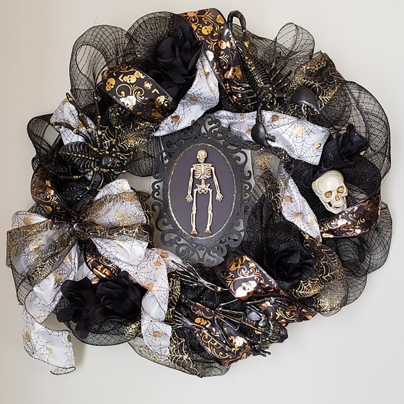 Golden Gothic Skeleton Wreath Halloween Wreath, Gothic Decor, Black ...