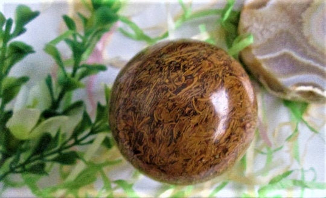 Mariam Jasper Sphere | Natural Calligraphy Stone | 50mm Diameter Mariam ...