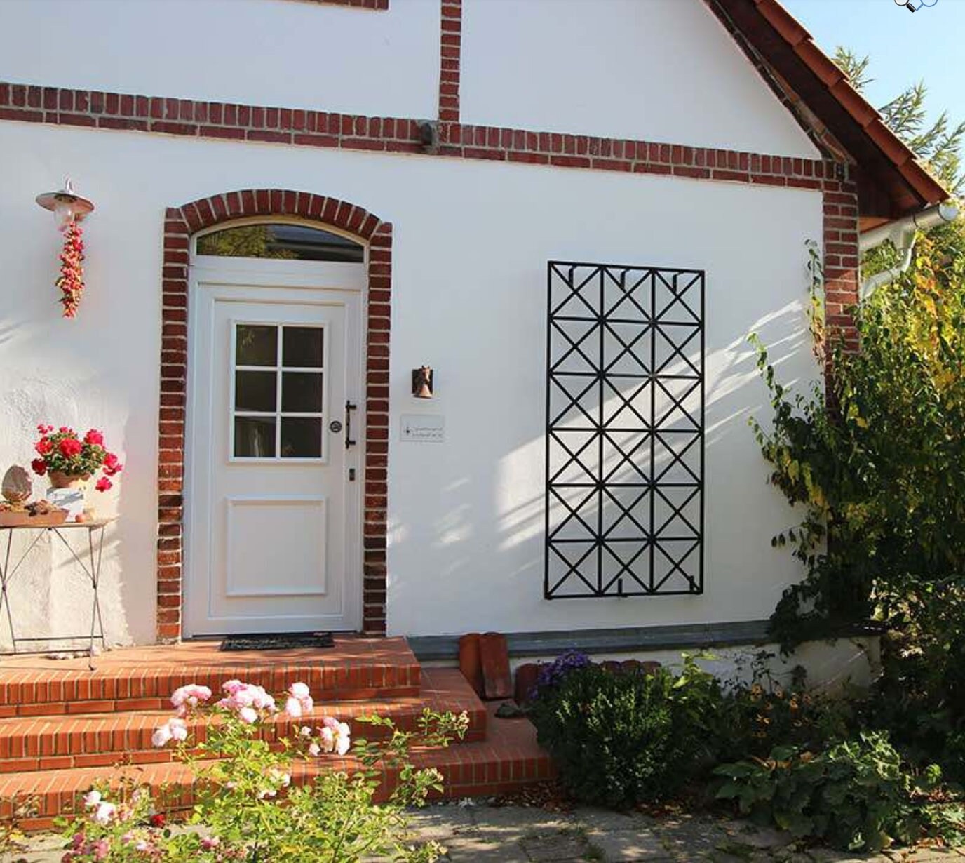 Rustic Barn-style Trellis, Rust-proof Outdoor Trellis for Garden ...